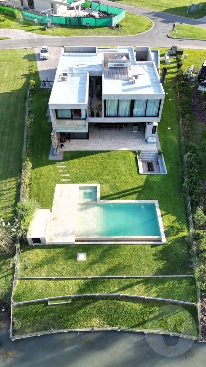 4 Bedroom House for Sale in Esteban Echeverria, Buenos Aires for AR ...