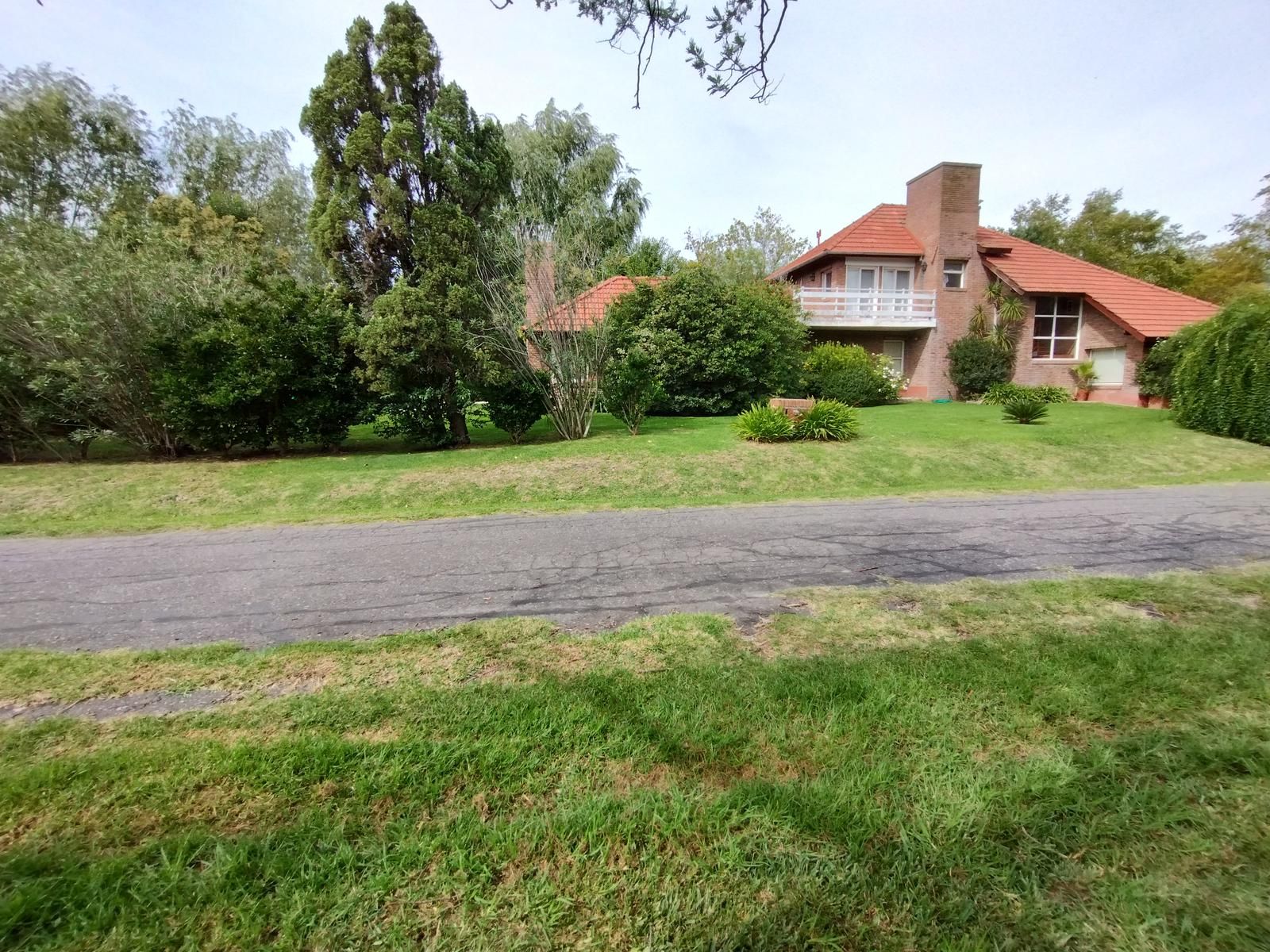 3 Bedroom House for Sale in Campana, Buenos Aires for AR$365,000,000 ...