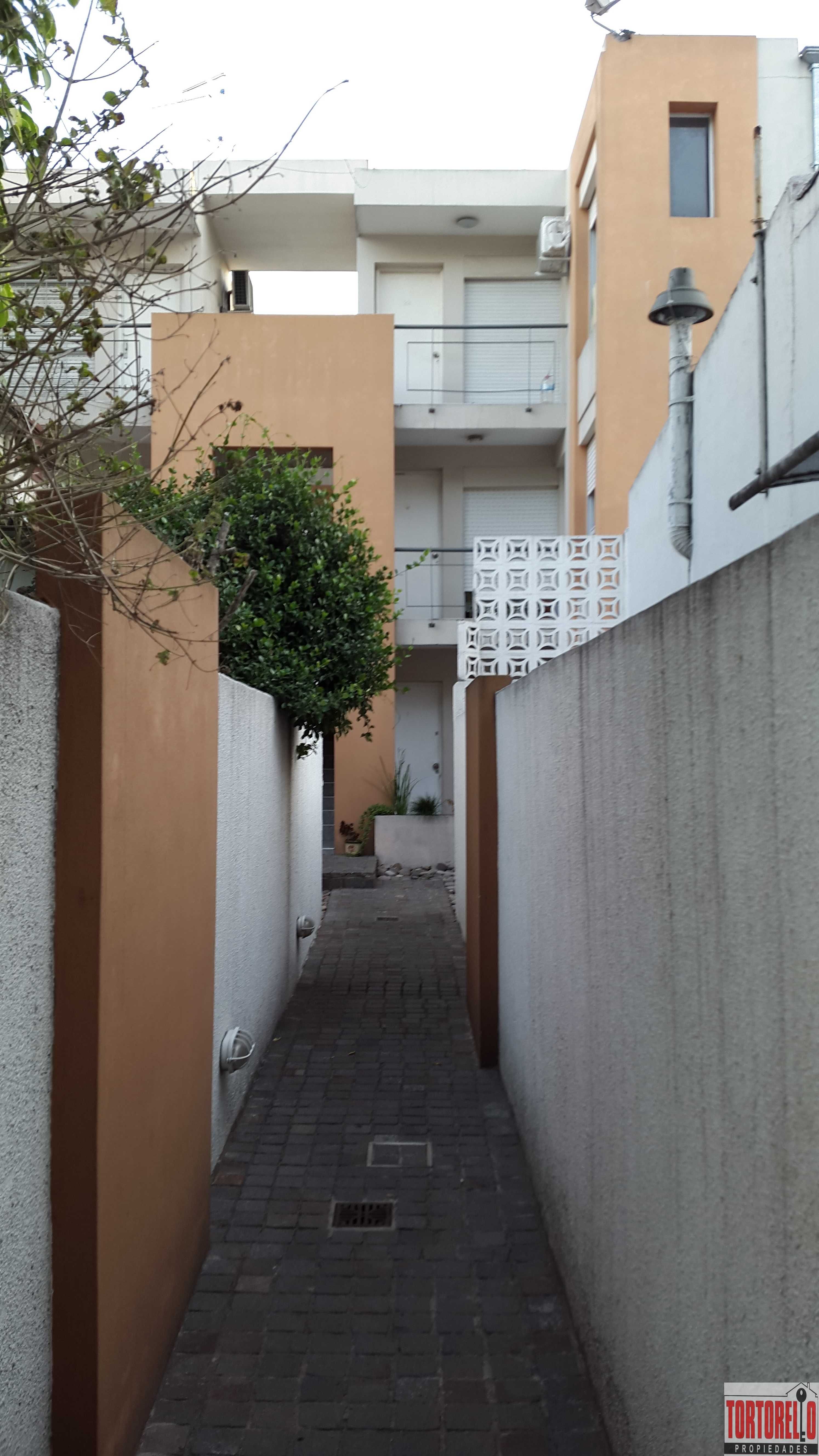 Studio Apartment for Sale in Moron, Buenos Aires for AR$73,700,000 ...