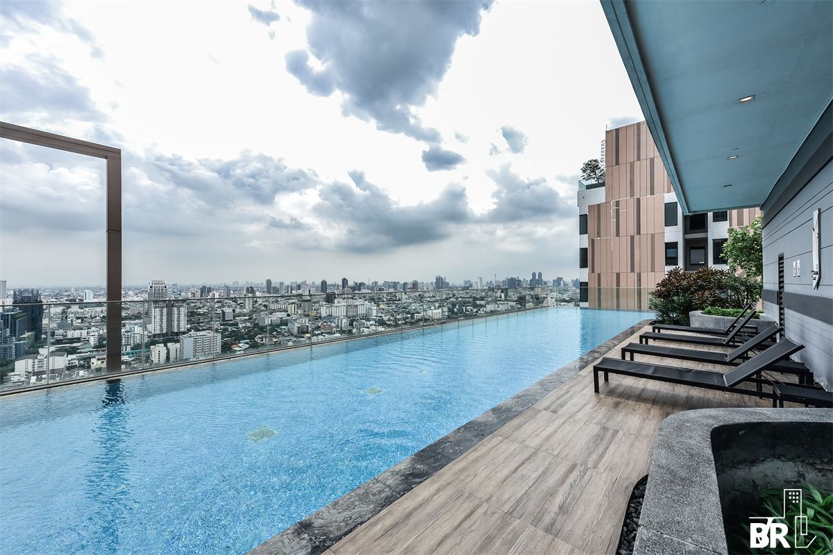 2 Bedroom Condo for rent at M Jatujak | Dot Property