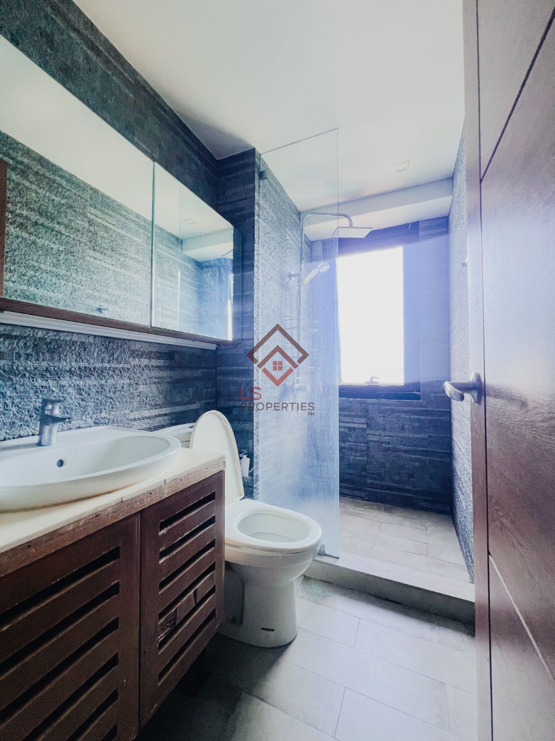 Condo for Rent in Makati City, Metro Manila for ₱35,000/mo | U2715344