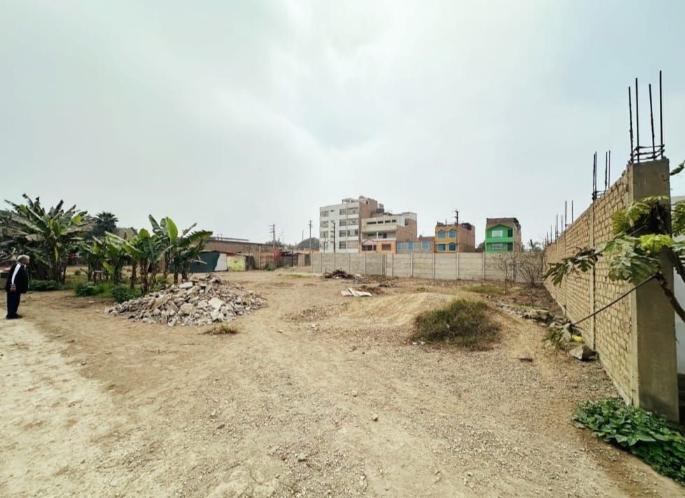 Terreno (Parcela) de en Venta en Lima, Lima for S/1,050,000 | U4083920
