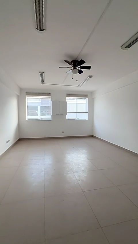 Office for Rent in Santiago De Surco, Lima for $600/mo | U4064439
