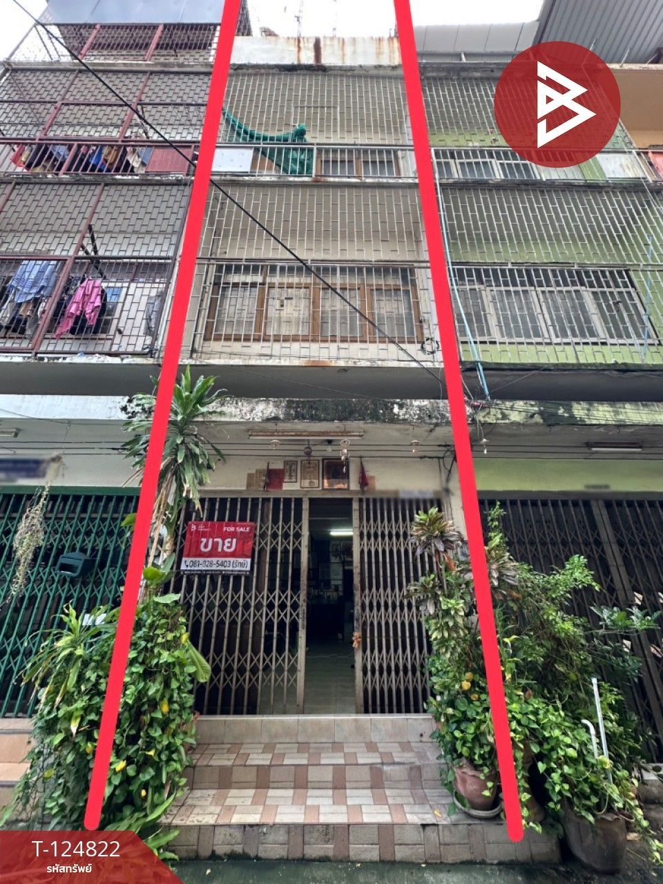 Shophouse for sale in Thanon Phet Buri, Bangkok | Dot Property