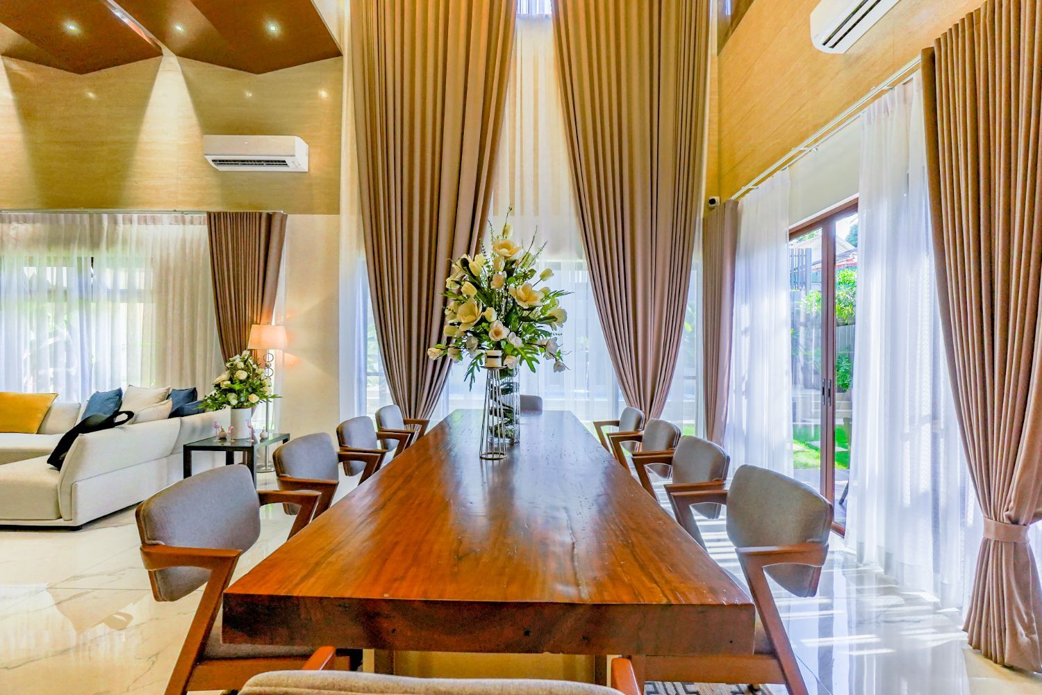 6 Bedroom House for Sale in Paranaque City, Metro Manila for ...