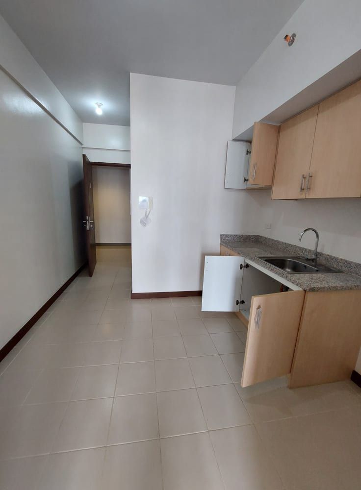 Condo for Rent in Makati City, Metro Manila for ₱29,000/mo | U2430920