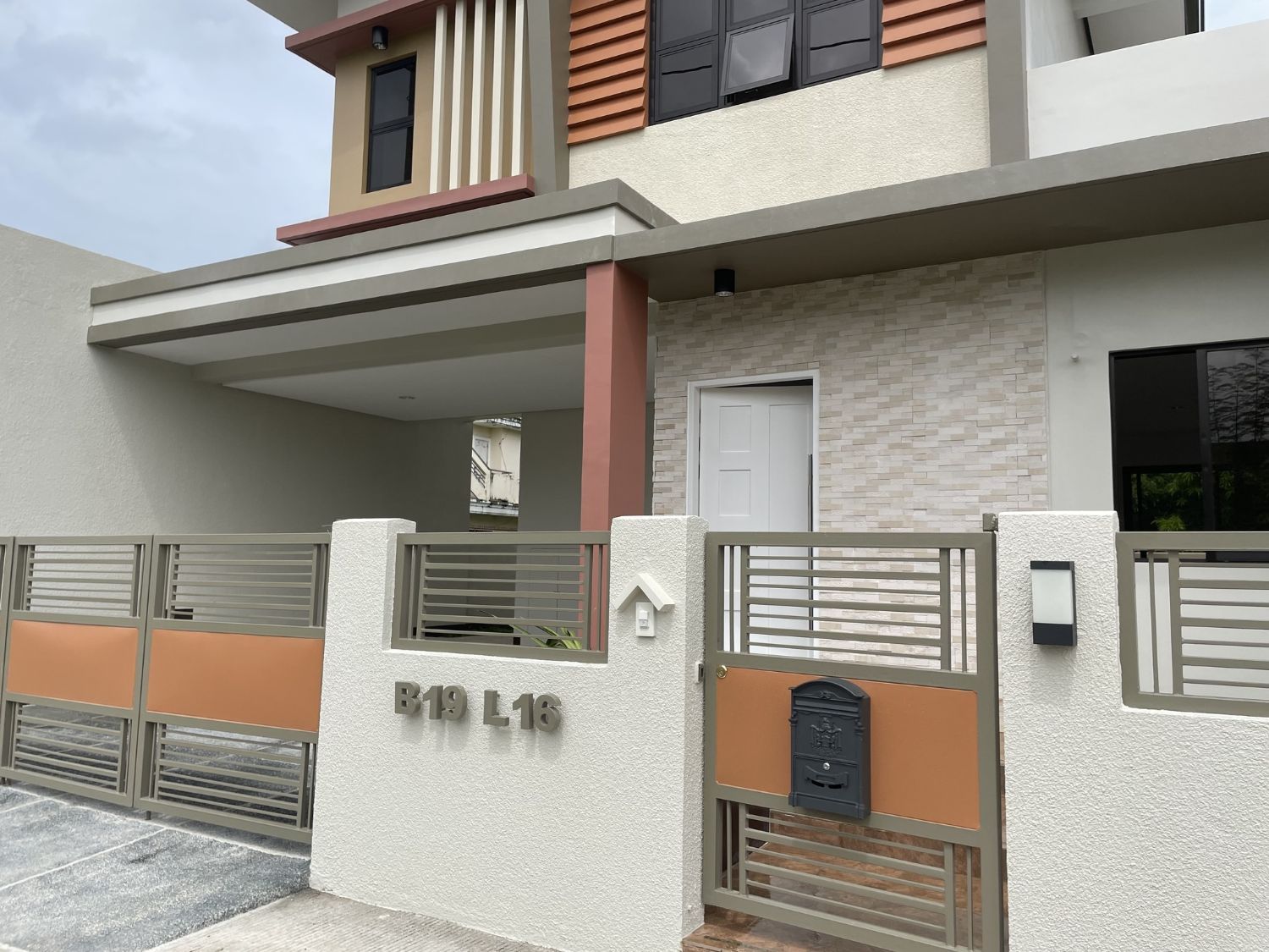House for Sale in Imus City, Calabarzon for ₱11,800,000 | U2259780